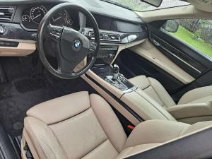 Grey BMW 730 2009 in Kedainiai, with an engine capacity of 2.99 L and mileage of 362 thousand km for 7650 €, photo 18 on AUTOMOTO.COM.LV