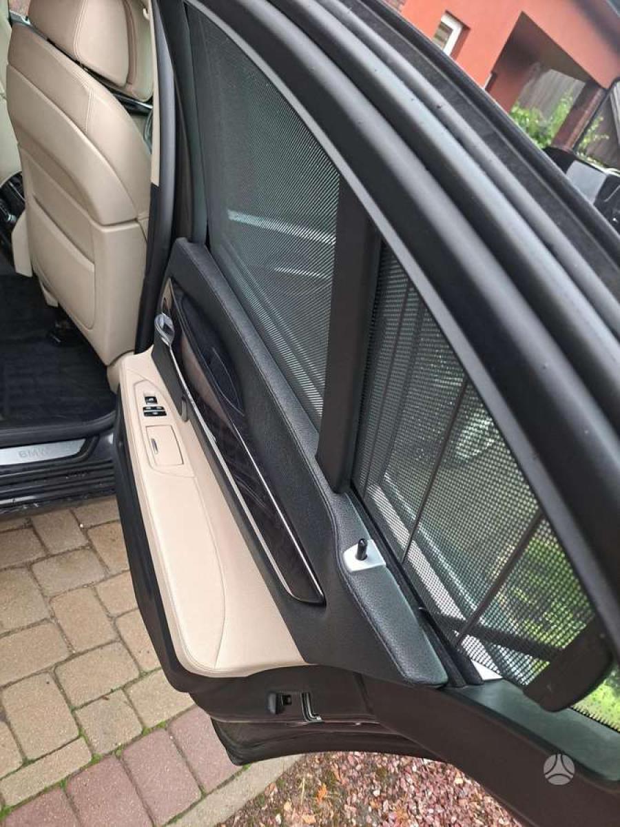 Grey BMW 730 2009 in Kedainiai, with an engine capacity of 2.99 L and mileage of 362 thousand km for 7650 €, photo 21 on AUTOMOTO.COM.LV
