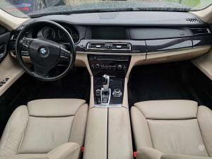 Grey BMW 730 2009 in Kedainiai, with an engine capacity of 2.99 L and mileage of 362 thousand km for 7650 €, photo 23 on AUTOMOTO.COM.LV