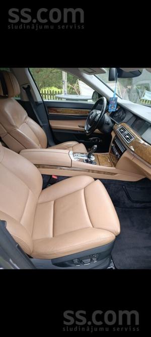 Pelēks BMW 730 2009 Talsi, ar dzinēja tilpumu 3.00 L un nobraukumu 316 tūkst. km par 9500 €, foto 12 vietnē AUTOMOTO.COM.LV