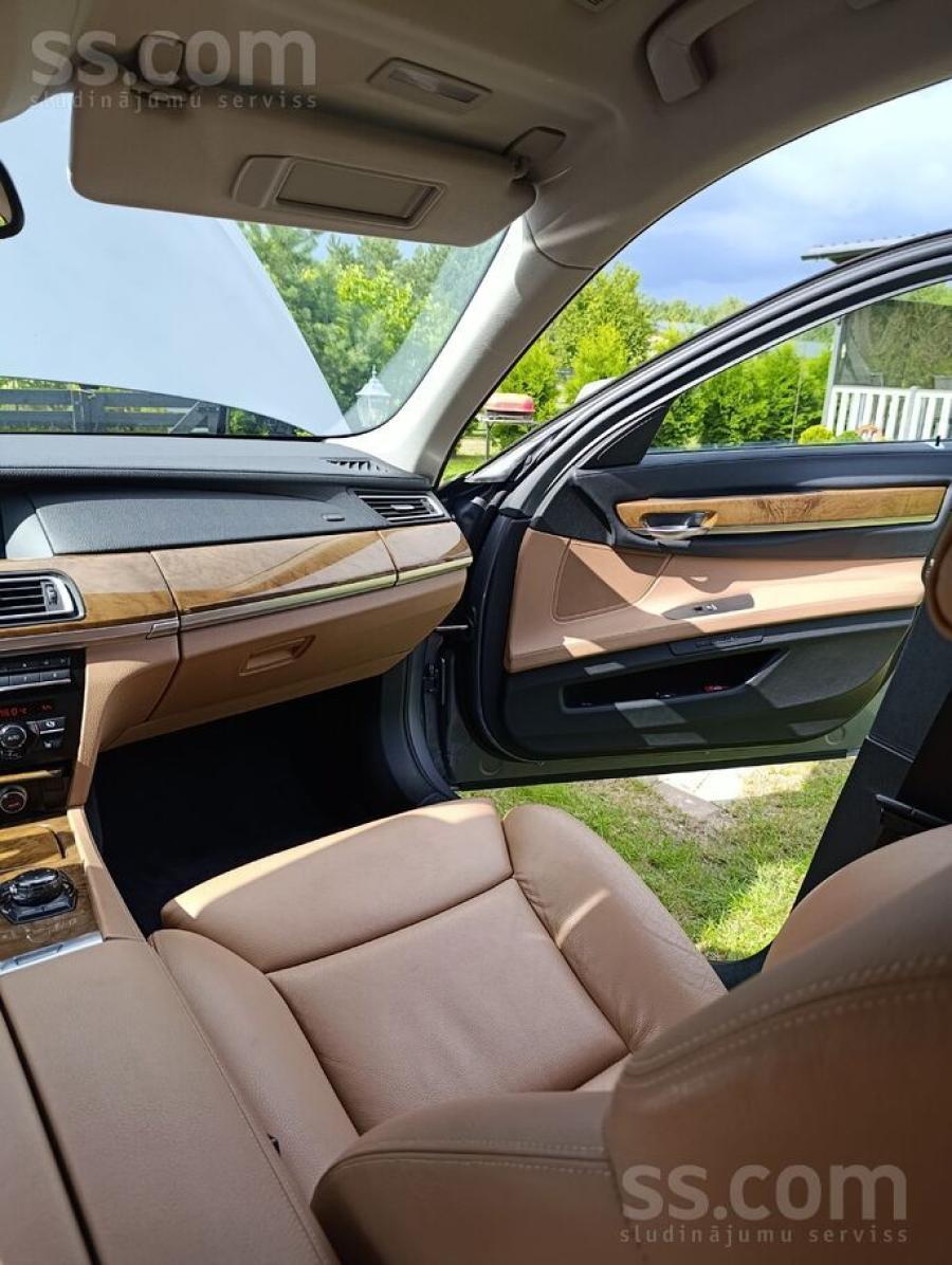 Pelēks BMW 730 2009 Talsi, ar dzinēja tilpumu 3.00 L un nobraukumu 316 tūkst. km par 9500 €, foto 23 vietnē AUTOMOTO.COM.LV