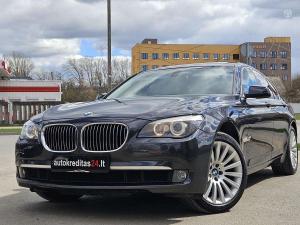 Pelēks BMW 730 2009 Šauļi, ar dzinēja tilpumu 2.99 L un nobraukumu 315 tūkst. km par 7950 €, foto  vietnē AUTOMOTO.COM.LV