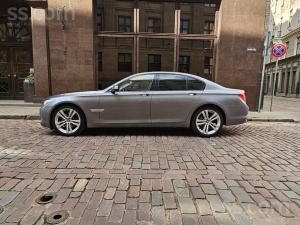 Pelēks BMW 730 2009 Rīga, ar dzinēja tilpumu 3.00 L un nobraukumu 317 tūkst. km par 8900 €, foto  vietnē AUTOMOTO.COM.LV