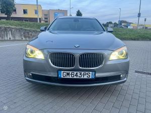 Pelēks BMW 730 2009 Kauņa, ar dzinēja tilpumu 3.00 L un nobraukumu 367 tūkst. km par 8500 €, foto 4 vietnē AUTOMOTO.COM.LV