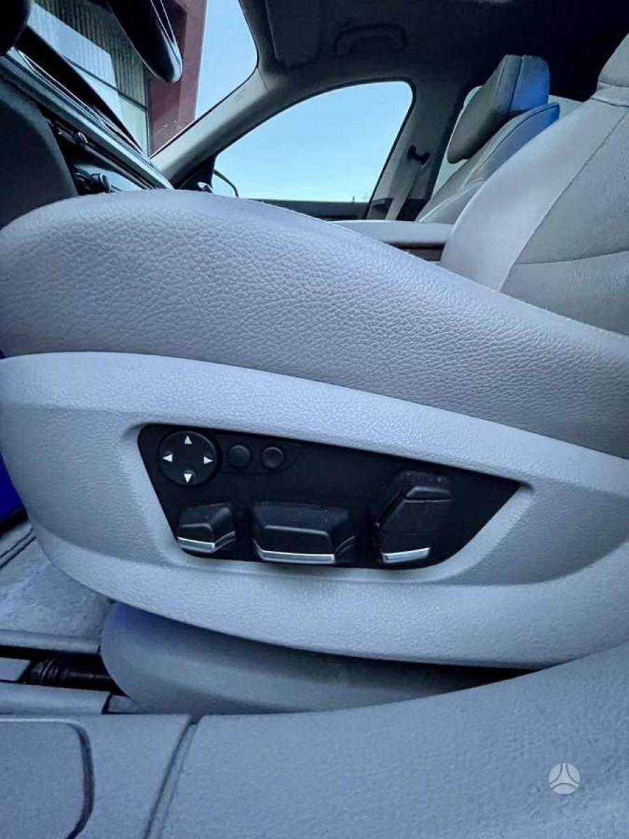 Pelēks BMW 730 2009 Kauņa, ar dzinēja tilpumu 3.00 L un nobraukumu 367 tūkst. km par 8500 €, foto 16 vietnē AUTOMOTO.COM.LV