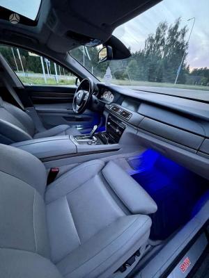 Pelēks BMW 730 2009 Kauņa, ar dzinēja tilpumu 3.00 L un nobraukumu 367 tūkst. km par 8500 €, foto 26 vietnē AUTOMOTO.COM.LV