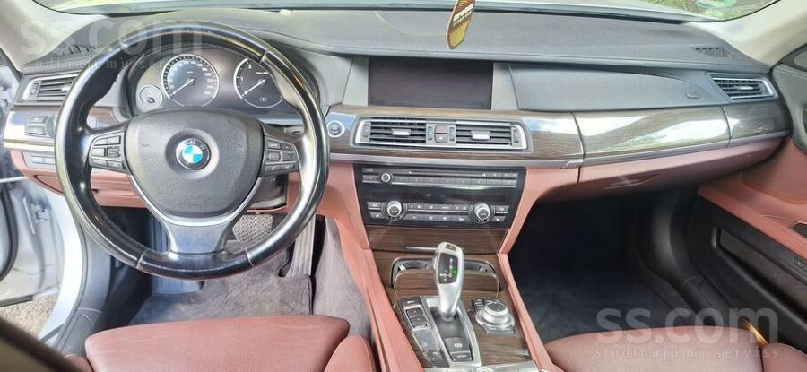 Pelēks BMW 730 2009 Tallina, ar dzinēja tilpumu 3.00 L un nobraukumu 245 tūkst. km par 8500 €, foto 8 vietnē AUTOMOTO.COM.LV