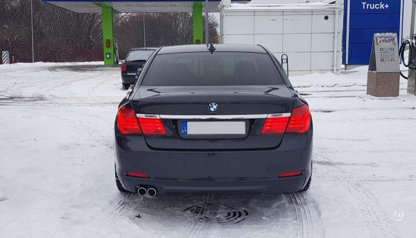 Pelēks BMW 730 2010 Kauņa, ar dzinēja tilpumu 2.99 L un nobraukumu 401 tūkst. km par 9500 €, foto 6 vietnē AUTOMOTO.COM.LV