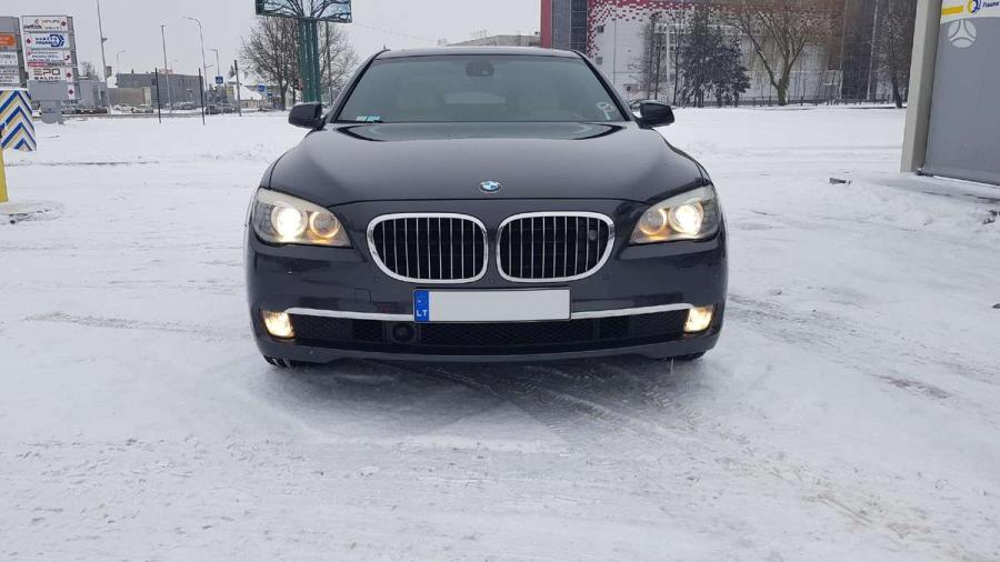 Pelēks BMW 730 2010 Kauņa, ar dzinēja tilpumu 2.99 L un nobraukumu 401 tūkst. km par 9500 €, foto 8 vietnē AUTOMOTO.COM.LV