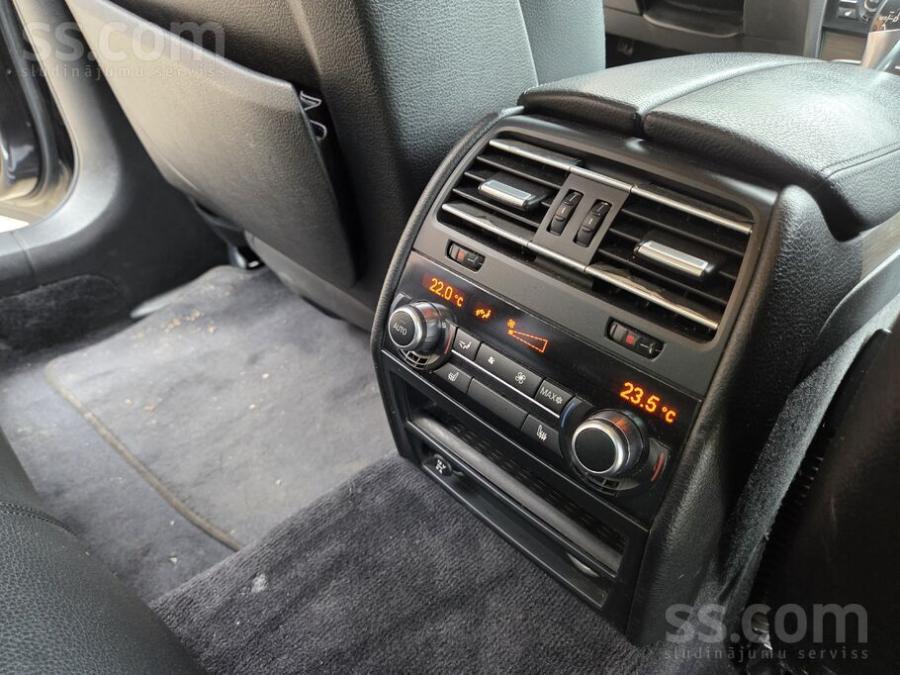 Pelēks BMW 730 2010 Valmiera, ar dzinēja tilpumu 3.00 L un nobraukumu 294 tūkst. km par 10500 €, foto 13 vietnē AUTOMOTO.COM.LV