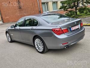 Grey BMW 730 2010 in Jekabpils, with an engine capacity of 3.00 L and mileage of 281 thousand km for 10690 €, photo 7 on AUTOMOTO.COM.LV