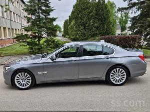 Grey BMW 730 2010 in Jekabpils, with an engine capacity of 3.00 L and mileage of 281 thousand km for 10690 €, photo 9 on AUTOMOTO.COM.LV