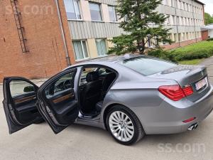 Grey BMW 730 2010 in Jekabpils, with an engine capacity of 3.00 L and mileage of 281 thousand km for 10690 €, photo 16 on AUTOMOTO.COM.LV