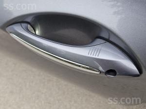 Grey BMW 730 2010 in Jekabpils, with an engine capacity of 3.00 L and mileage of 281 thousand km for 10690 €, photo 17 on AUTOMOTO.COM.LV