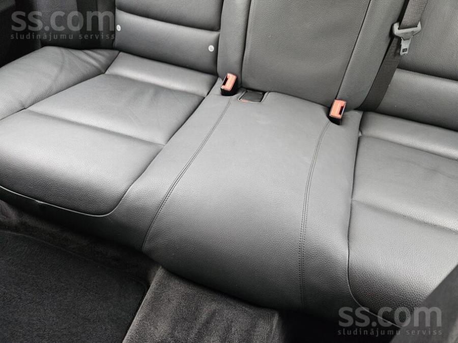 Grey BMW 730 2010 in Jekabpils, with an engine capacity of 3.00 L and mileage of 281 thousand km for 10690 €, photo 28 on AUTOMOTO.COM.LV