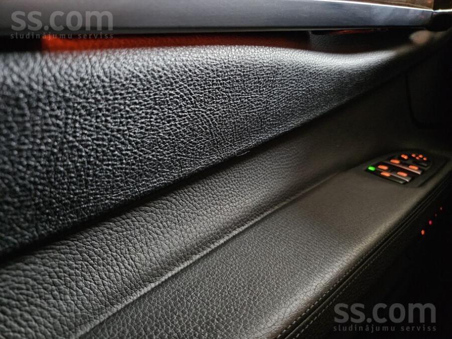 Grey BMW 730 2010 in Jekabpils, with an engine capacity of 3.00 L and mileage of 281 thousand km for 10690 €, photo 32 on AUTOMOTO.COM.LV