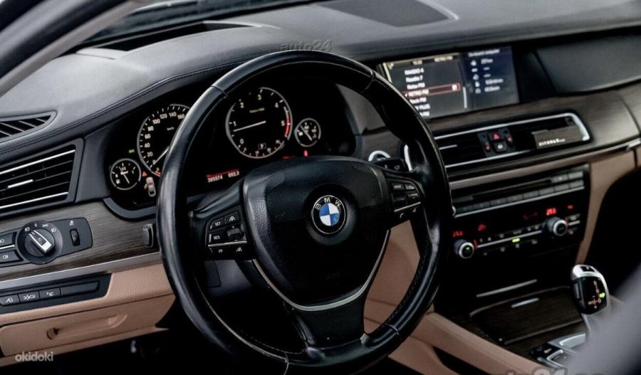 Pelēks BMW 730 2010 Tallina, ar dzinēja tilpumu 3.00 L un nobraukumu 379 tūkst. km par 8000 €, foto 16 vietnē AUTOMOTO.COM.LV