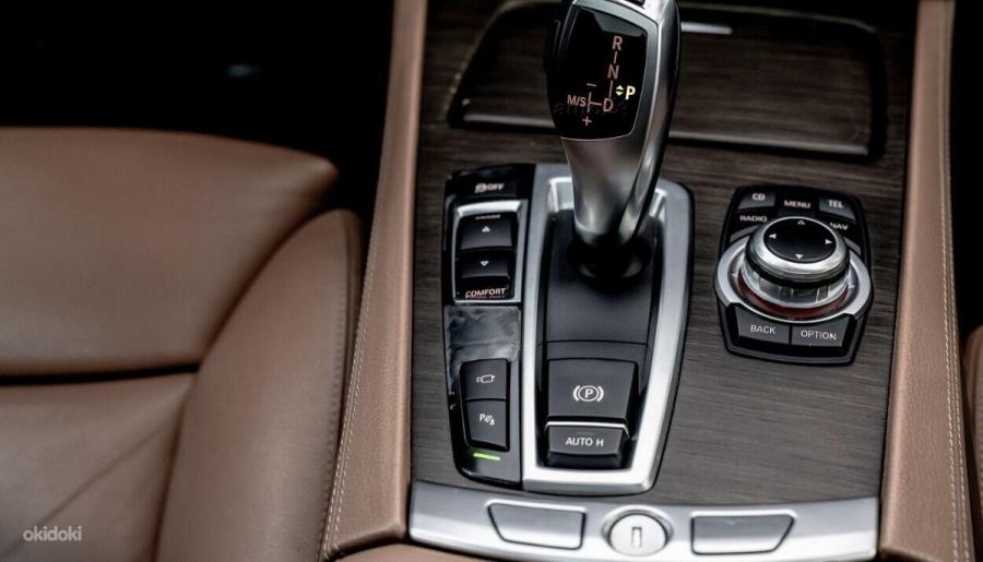 Pelēks BMW 730 2010 Tallina, ar dzinēja tilpumu 3.00 L un nobraukumu 379 tūkst. km par 8000 €, foto 20 vietnē AUTOMOTO.COM.LV