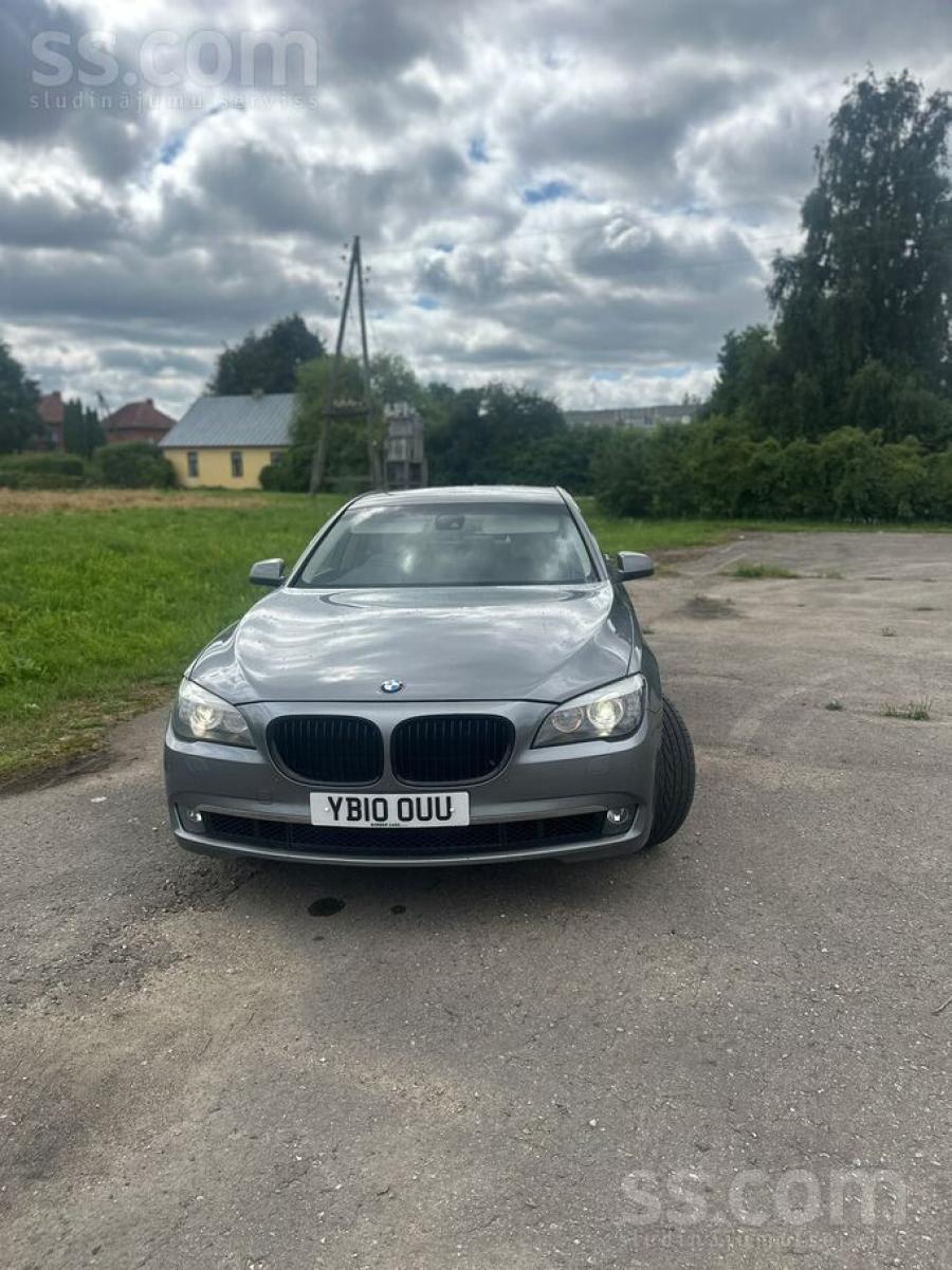 Pelēks BMW 730 2010 Jēkabpils, ar dzinēja tilpumu 3.00 L un nobraukumu 98 tūkst. km par 5500 €, foto 10 vietnē AUTOMOTO.COM.LV