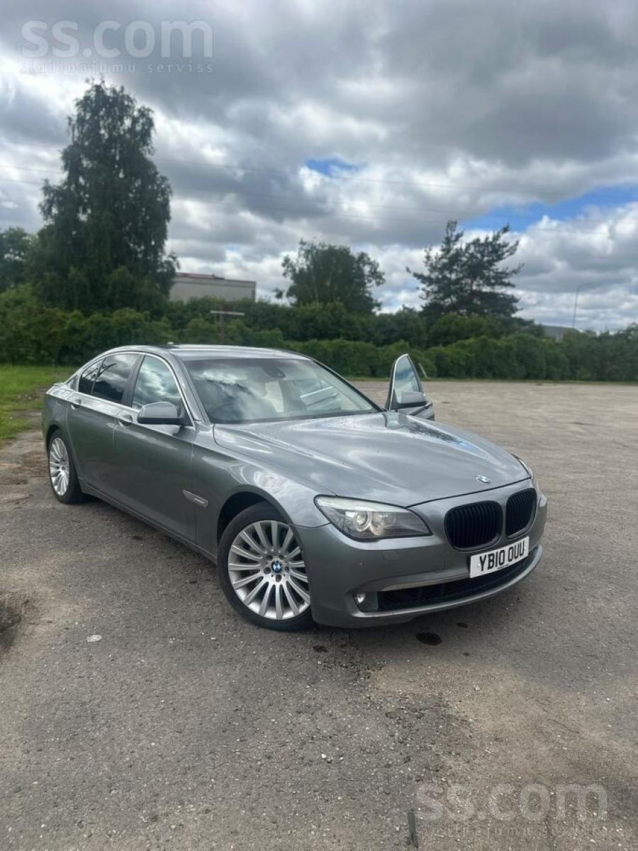 Pelēks BMW 730 2010 Jēkabpils, ar dzinēja tilpumu 3.00 L un nobraukumu 98 tūkst. km par 5500 €, foto 17 vietnē AUTOMOTO.COM.LV