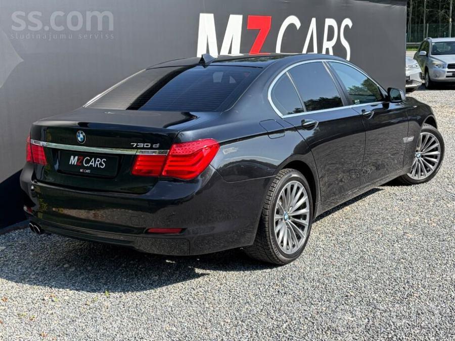Grey BMW 730 2010 in Riga, with an engine capacity of 3.00 L and mileage of 340 thousand km for 6990 €, photo 5 on AUTOMOTO.COM.LV
