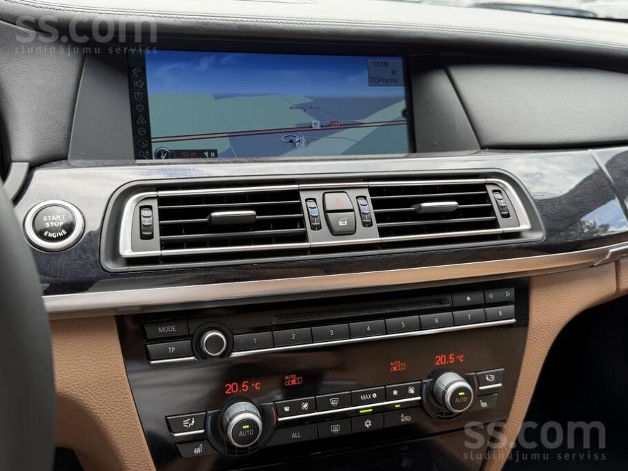 Grey BMW 730 2010 in Riga, with an engine capacity of 3.00 L and mileage of 340 thousand km for 6990 €, photo 15 on AUTOMOTO.COM.LV