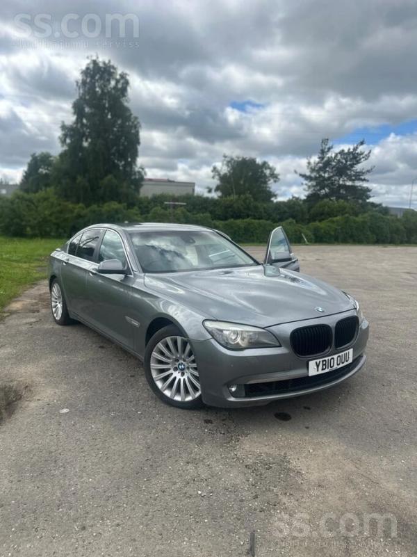 Pelēks BMW 730 2010 Jēkabpils, ar dzinēja tilpumu 3.00 L un nobraukumu 98 tūkst. km par 5500 €, foto 8 vietnē AUTOMOTO.COM.LV