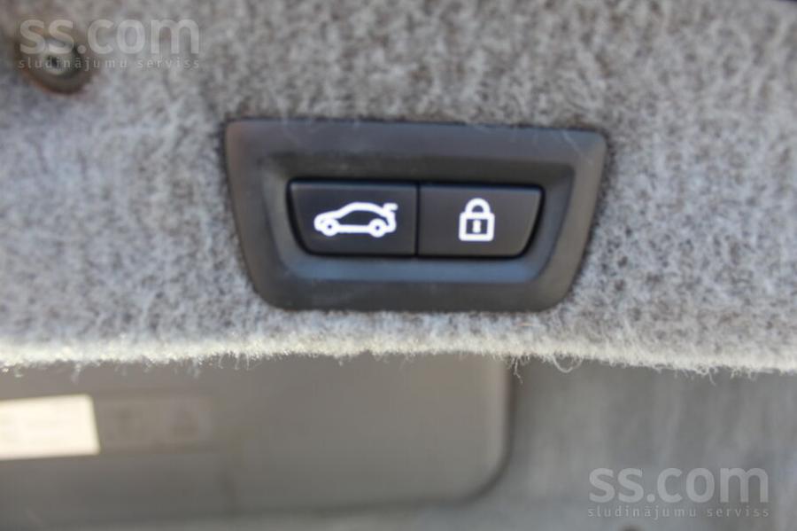 Grey BMW 730 2011 in Liepaja, with an engine capacity of 3.00 L and mileage of 293 thousand km for 11300 €, photo 7 on AUTOMOTO.COM.LV