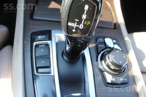 Grey BMW 730 2011 in Liepaja, with an engine capacity of 3.00 L and mileage of 293 thousand km for 11300 €, photo 19 on AUTOMOTO.COM.LV