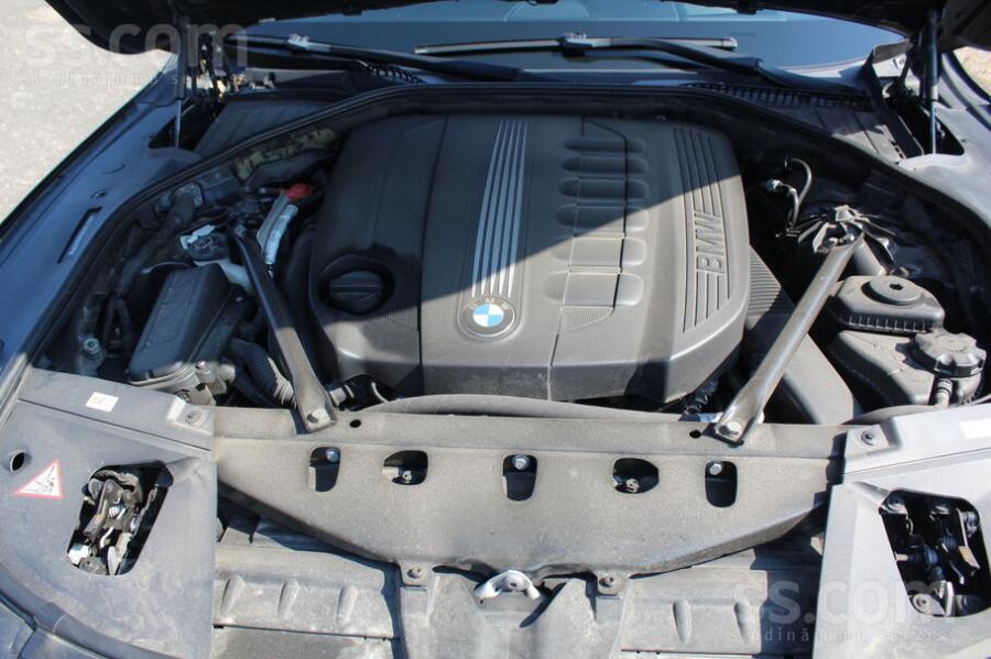 Grey BMW 730 2011 in Liepaja, with an engine capacity of 3.00 L and mileage of 293 thousand km for 11300 €, photo 23 on AUTOMOTO.COM.LV