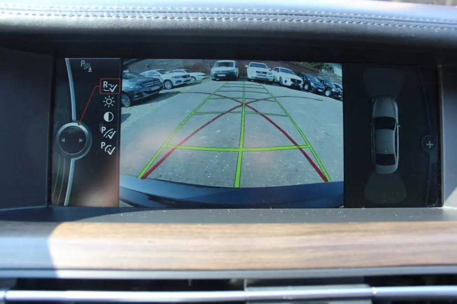 Pelēks BMW 730 2011 Liepāja, ar dzinēja tilpumu 3.00 L un nobraukumu 293 tūkst. km par 11300 €, foto 20 vietnē AUTOMOTO.COM.LV