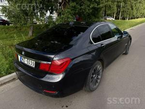 Pelēks BMW 730 2011 Daugavpils, ar dzinēja tilpumu 3.00 L un nobraukumu 272 tūkst. km par 9500 €, foto 3 vietnē AUTOMOTO.COM.LV