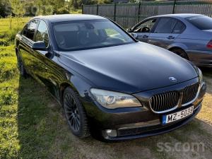 Pelēks BMW 730 2011 Daugavpils, ar dzinēja tilpumu 3.00 L un nobraukumu 272 tūkst. km par 9500 €, foto 6 vietnē AUTOMOTO.COM.LV