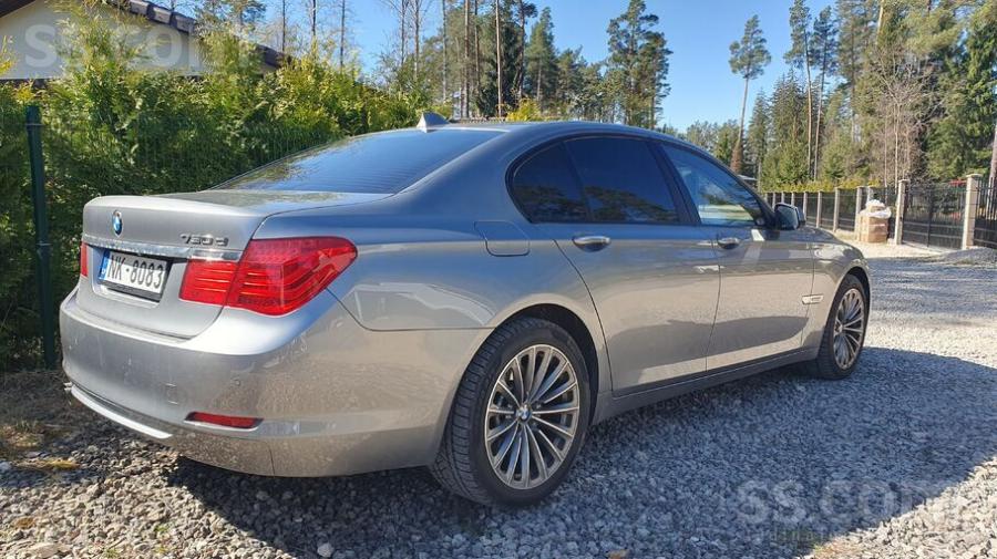Pelēks BMW 730 2012 Rīga, ar dzinēja tilpumu 3.00 L un nobraukumu 345 tūkst. km par 8495 €, foto 3 vietnē AUTOMOTO.COM.LV