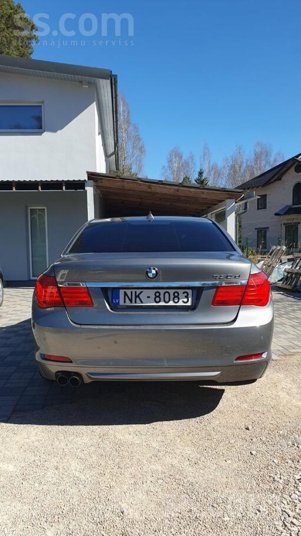 Pelēks BMW 730 2012 Rīga, ar dzinēja tilpumu 3.00 L un nobraukumu 345 tūkst. km par 8495 €, foto 5 vietnē AUTOMOTO.COM.LV