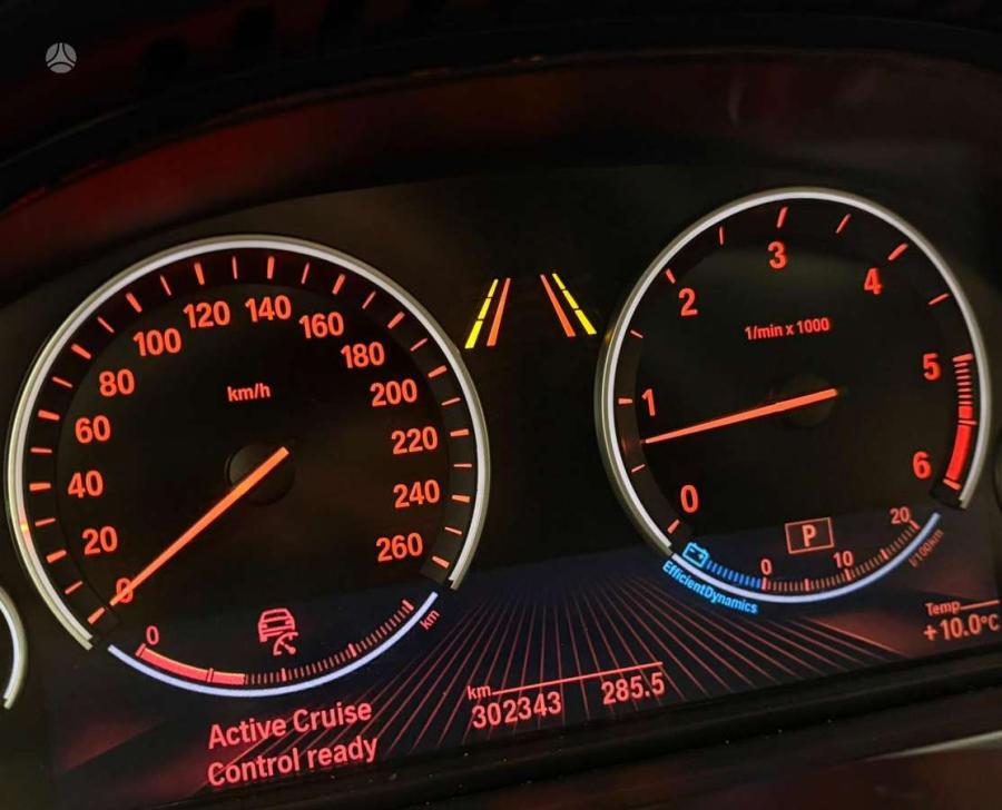 Grey BMW 730 2012 in Marijampole, with an engine capacity of 2.99 L and mileage of 303 thousand km for 12999 €, photo 4 on AUTOMOTO.COM.LV