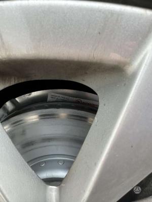 Grey BMW 730 2013 in Kaunas, with an engine capacity of 2.99 L and mileage of 297 thousand km for 17900 €, photo 12 on AUTOMOTO.COM.LV