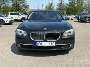 Grey BMW 730 2013 in Liepaja, with an engine capacity of 3.00 L and mileage of 244 thousand km for 12200 €, photo 8 on AUTOMOTO.COM.LV