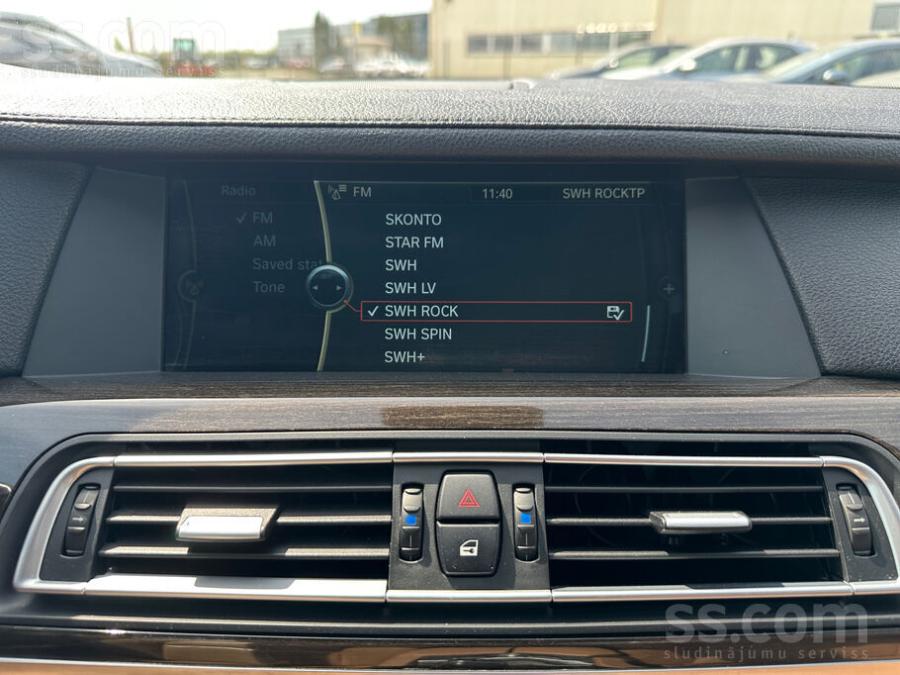 Grey BMW 730 2013 in Liepaja, with an engine capacity of 3.00 L and mileage of 244 thousand km for 12200 €, photo 15 on AUTOMOTO.COM.LV