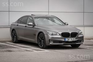 Grey BMW 730 2013 in Riga, with an engine capacity of 3.00 L and mileage of 197 thousand km for 13950 €, photo 4 on AUTOMOTO.COM.LV