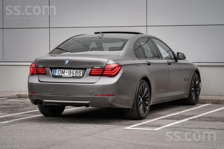 Grey BMW 730 2013 in Riga, with an engine capacity of 3.00 L and mileage of 197 thousand km for 13950 €, photo 5 on AUTOMOTO.COM.LV