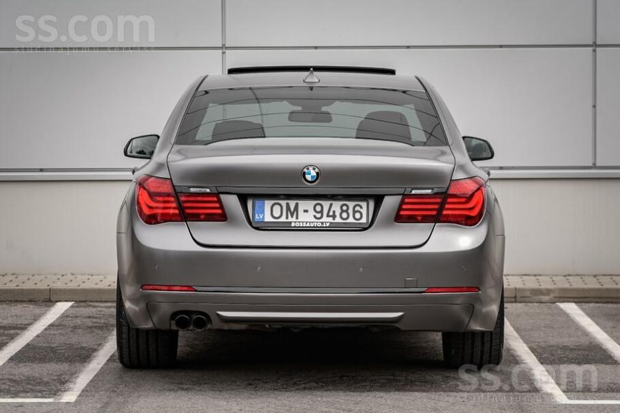 Grey BMW 730 2013 in Riga, with an engine capacity of 3.00 L and mileage of 197 thousand km for 13950 €, photo 6 on AUTOMOTO.COM.LV