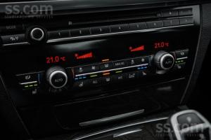 Grey BMW 730 2013 in Riga, with an engine capacity of 3.00 L and mileage of 197 thousand km for 13950 €, photo 27 on AUTOMOTO.COM.LV