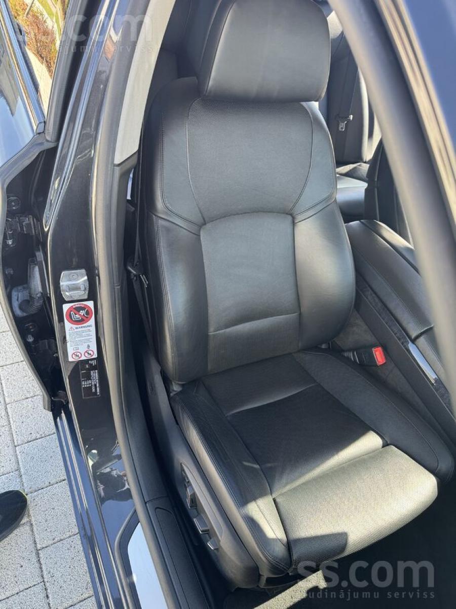 Pelēks BMW 730 2013 Rīga, ar dzinēja tilpumu 3.00 L un nobraukumu 232 tūkst. km par 12500 €, foto 12 vietnē AUTOMOTO.COM.LV
