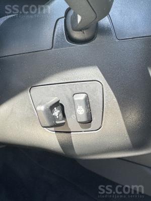Pelēks BMW 730 2013 Rīga, ar dzinēja tilpumu 3.00 L un nobraukumu 232 tūkst. km par 12500 €, foto 14 vietnē AUTOMOTO.COM.LV