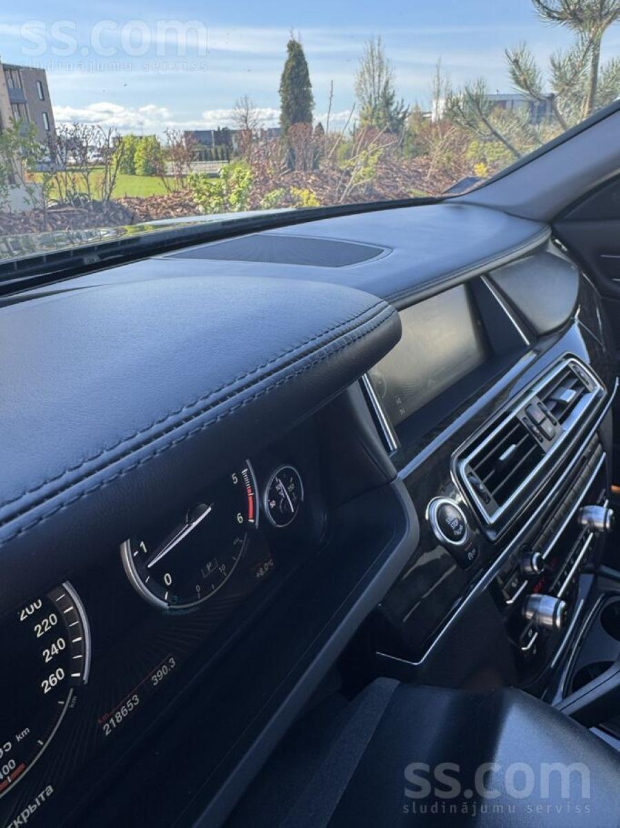 Pelēks BMW 730 2013 Rīga, ar dzinēja tilpumu 3.00 L un nobraukumu 232 tūkst. km par 12500 €, foto 16 vietnē AUTOMOTO.COM.LV