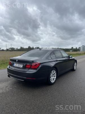 Pelēks BMW 730 2013 Liepāja, ar dzinēja tilpumu 3.00 L un nobraukumu 255 tūkst. km par 13250 €, foto 3 vietnē AUTOMOTO.COM.LV