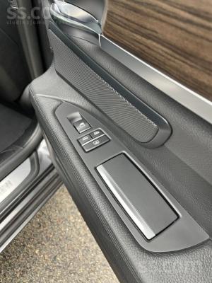 Pelēks BMW 730 2013 Liepāja, ar dzinēja tilpumu 3.00 L un nobraukumu 255 tūkst. km par 13250 €, foto 11 vietnē AUTOMOTO.COM.LV