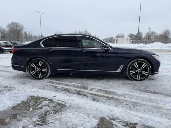 Pelēks BMW 730 2015 Viļņa, ar dzinēja tilpumu 2.99 L un nobraukumu 245 tūkst. km par 20850 €, foto 6 vietnē AUTOMOTO.COM.LV