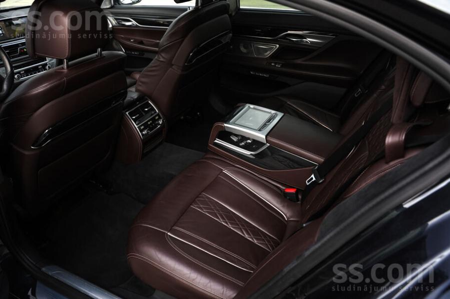 Pelēks BMW 730 2015 Rīga, ar dzinēja tilpumu 3.00 L un nobraukumu 210 tūkst. km par 25990 €, foto 6 vietnē AUTOMOTO.COM.LV